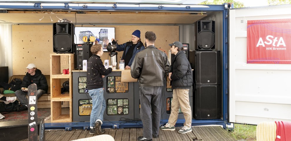 Container Village: Discover Creative Spaces | HfK Bremen